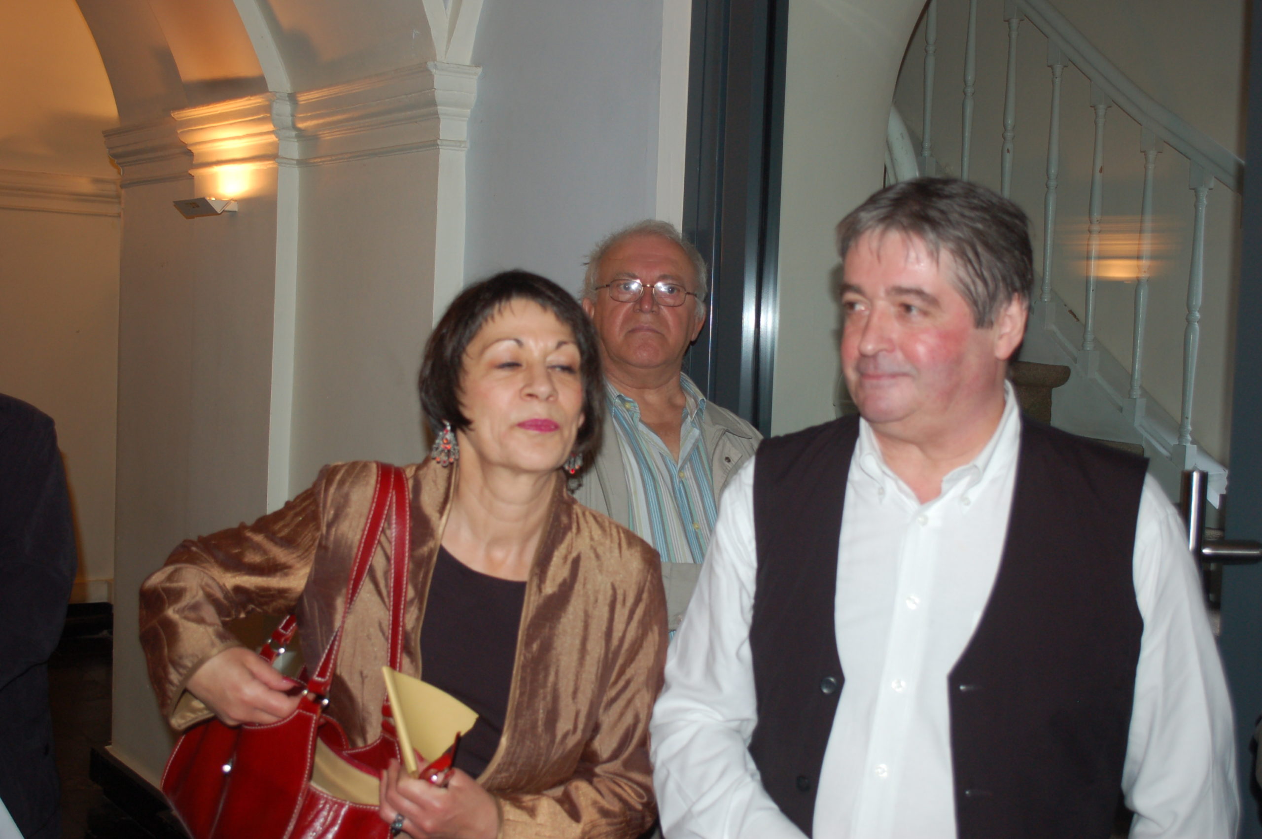 Maison de la Mémoire de Mons Duo - Céramiques et rakus d’Isabelle ...